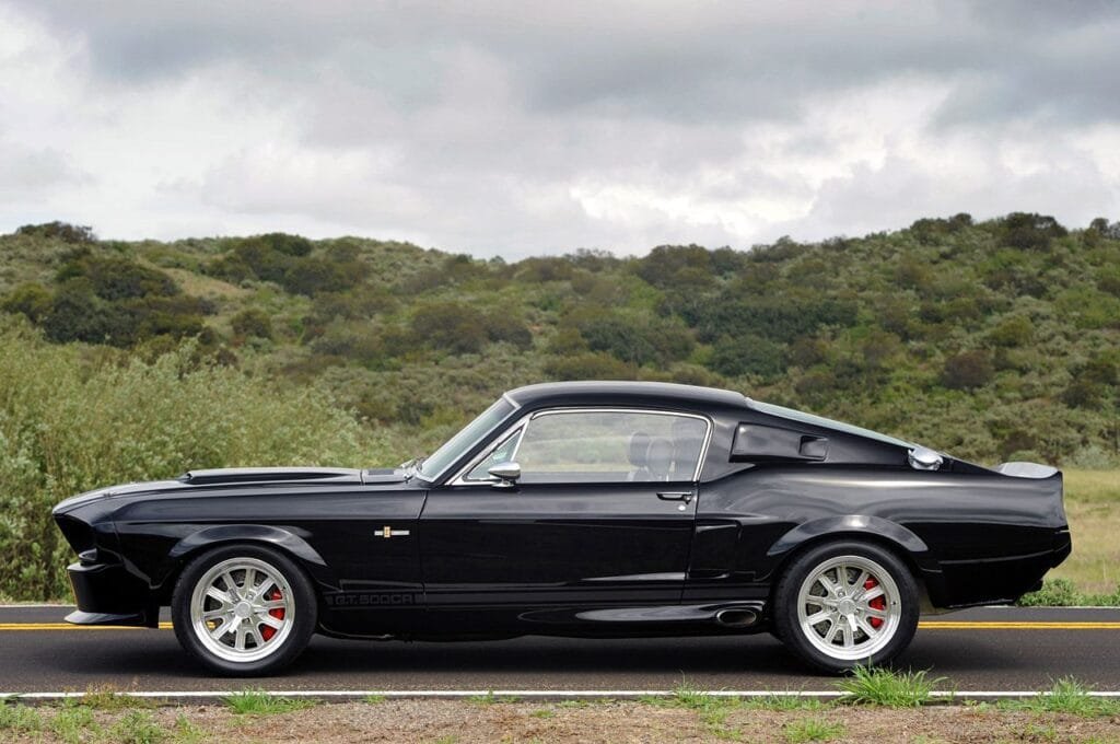 Descubra os 10 muscle cars mais famosos da história automotiva