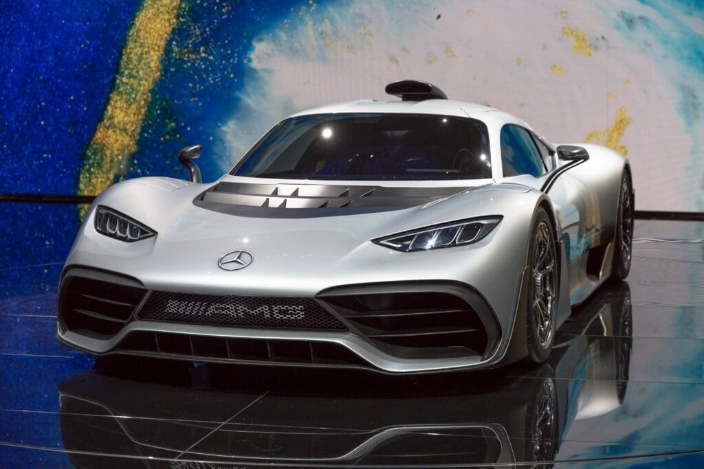 Mercedes-AMG ONE: A União de Potência e Sofisticação Híbrida