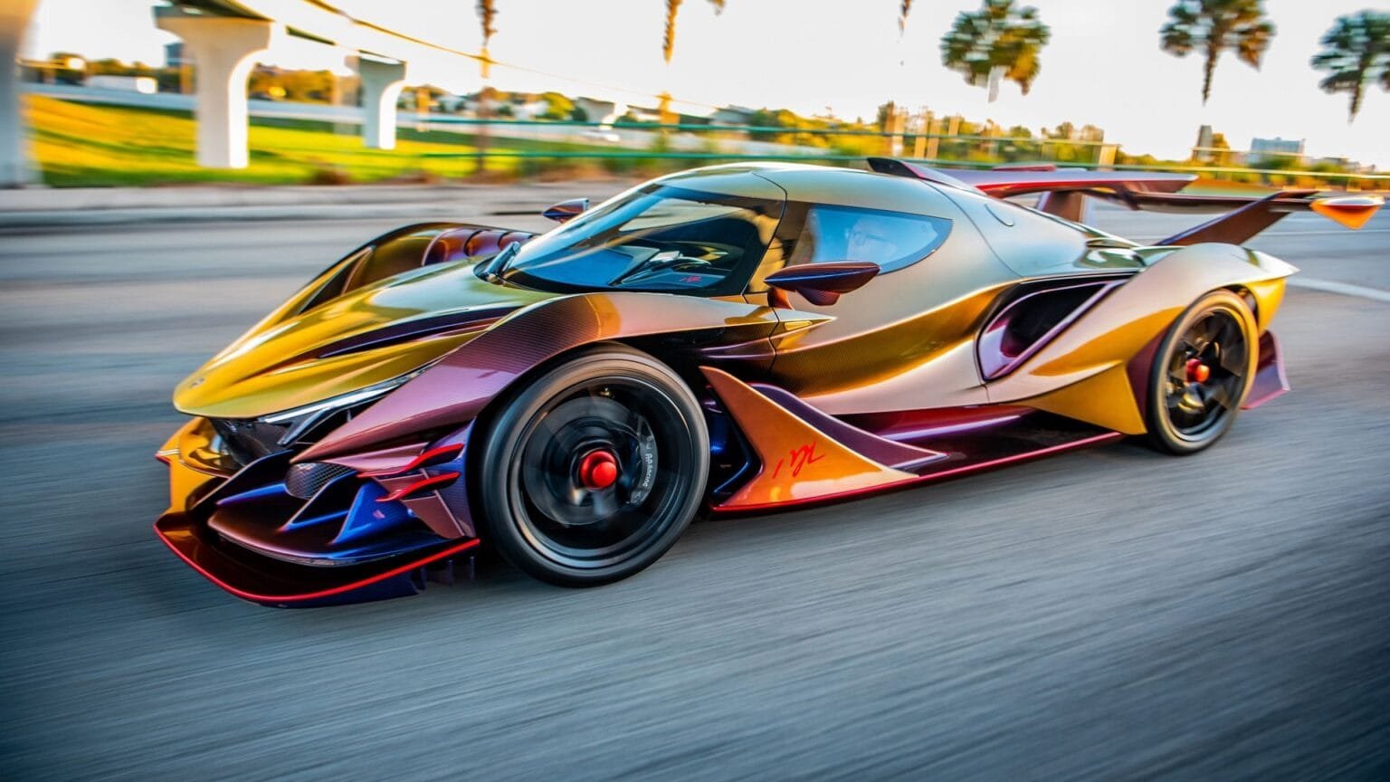 Supercarro de Elite: O Apollo Intensa Emozione em Destaque