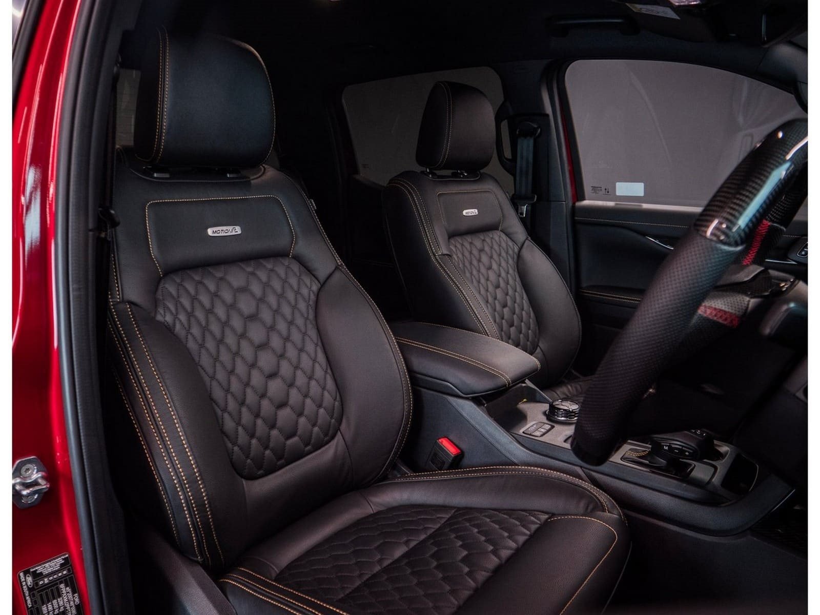 Luxo Off-Road: Ford Ranger MC Edition pela Motion R Design