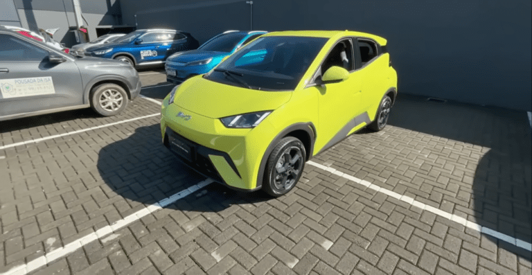 Mini Cooper 2025 e Seu Desempenho Turbocharged Excepcional