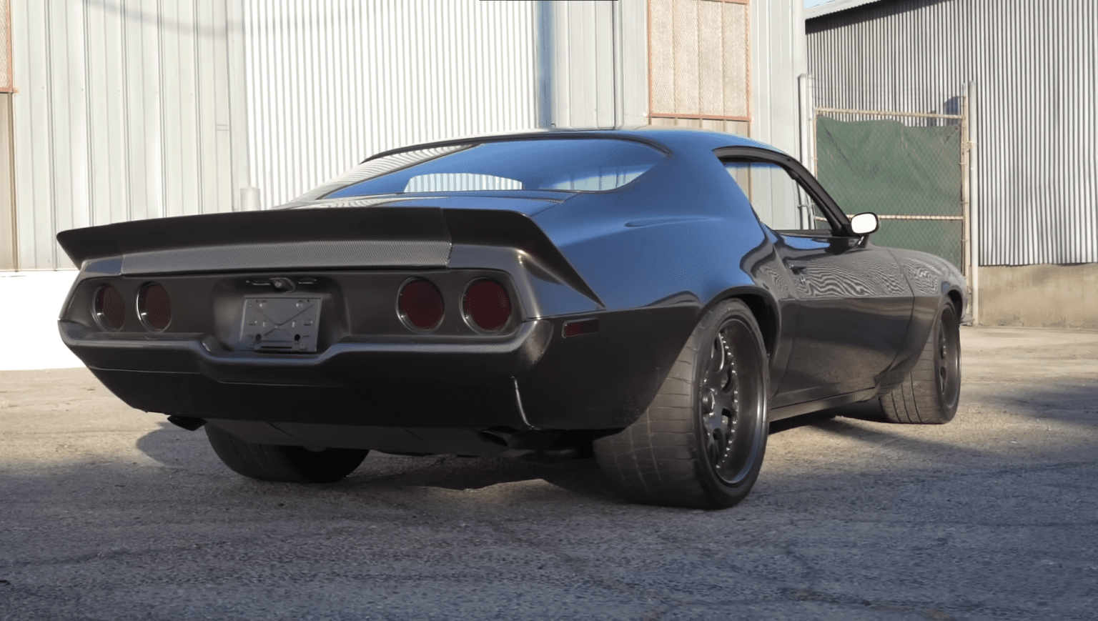 Chevrolet Camaro Z28: Impressionantes 700HP de Pura Potência