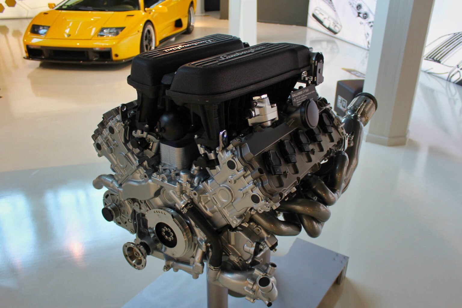 Motores V6, V8, V10 e V12: Entenda as Diferenças