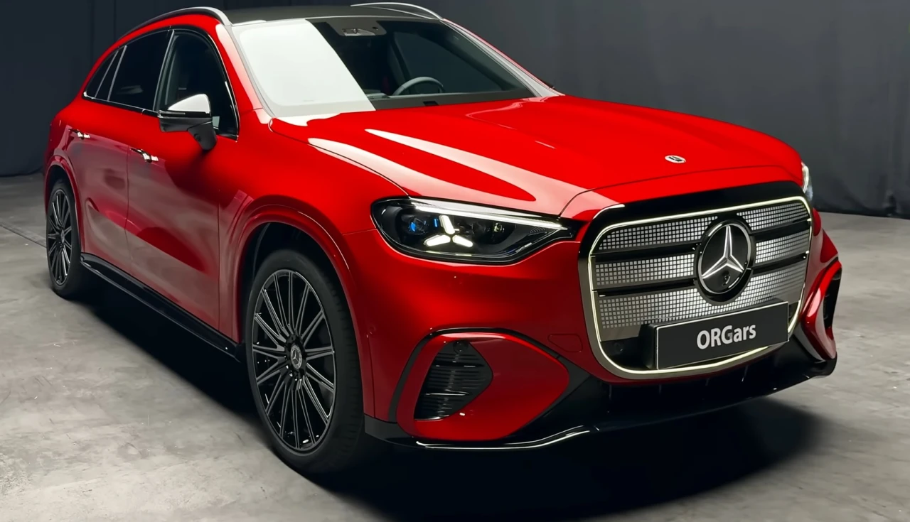 Mercedes GLC 2026 chega maior e com tecnologia EQ elétrica